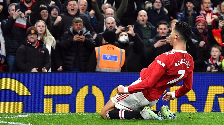 Ronaldo ends barren run as Man Utd climb back into top four ...