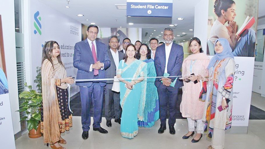 StanChart inaugurates Student File Centres - Bangladesh Post