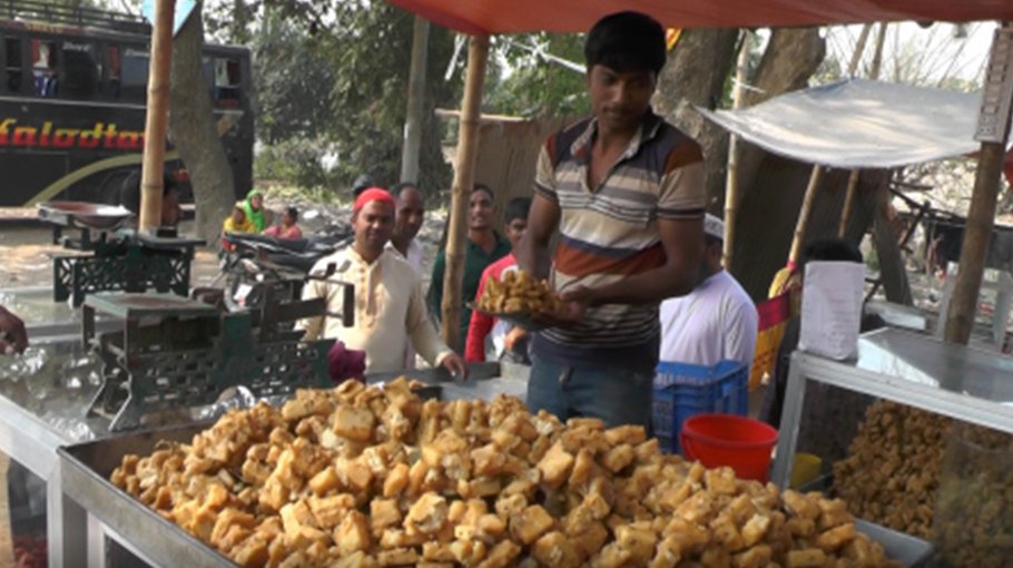Traditional ‘Kotkoti’ still economic lifeline for many - Bangladesh Post